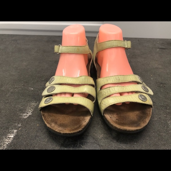 Dansko | Shoes | Damsko Olive Leather Ankle Strap Sandals Size 42 ...